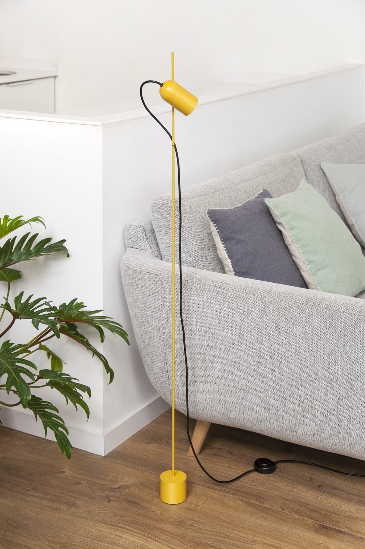 Fa Yellow - Modern design floor spotight - GOFI