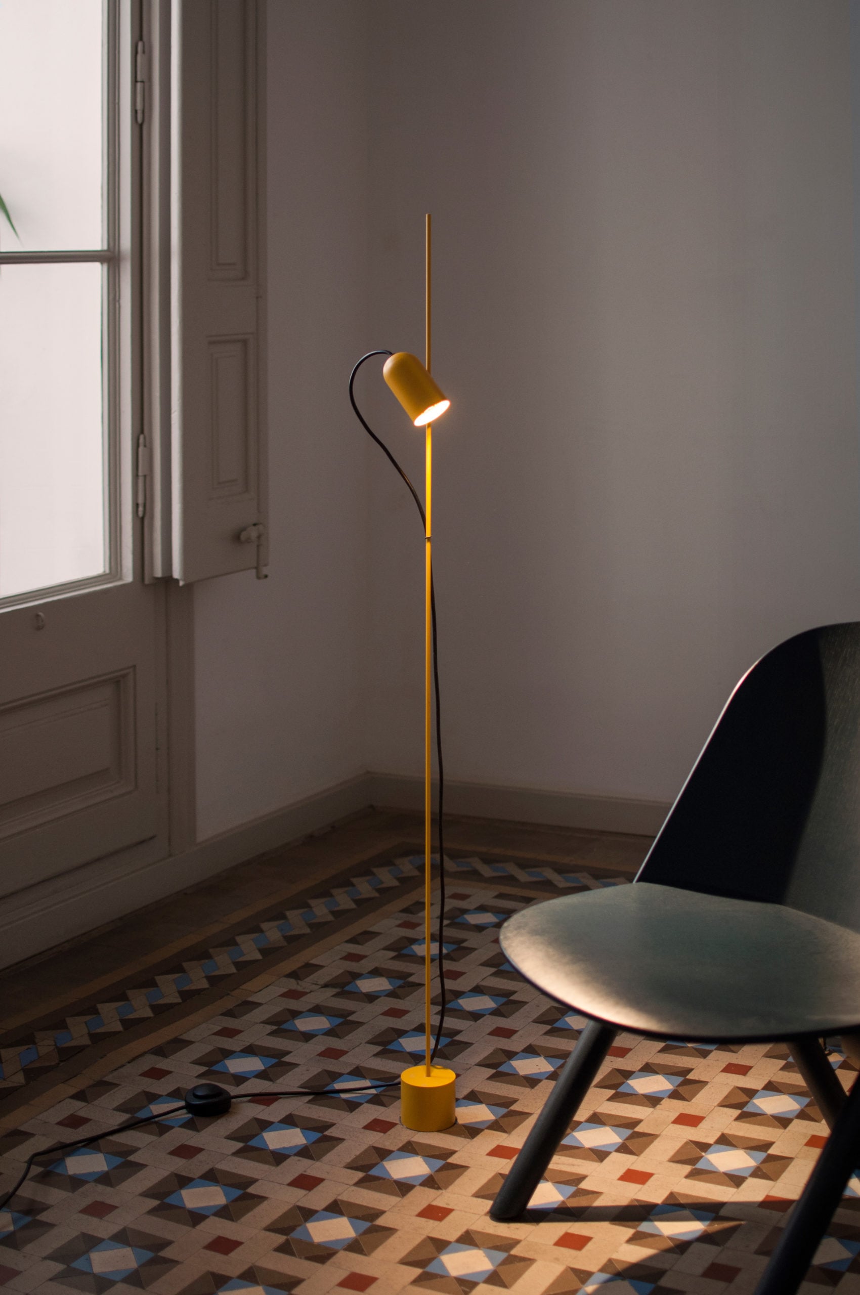 Fa Yellow - Modern design floor spotight - GOFI